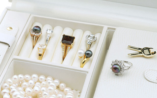 How to Move High-Value Items with Expert Tips | Zippy Shell